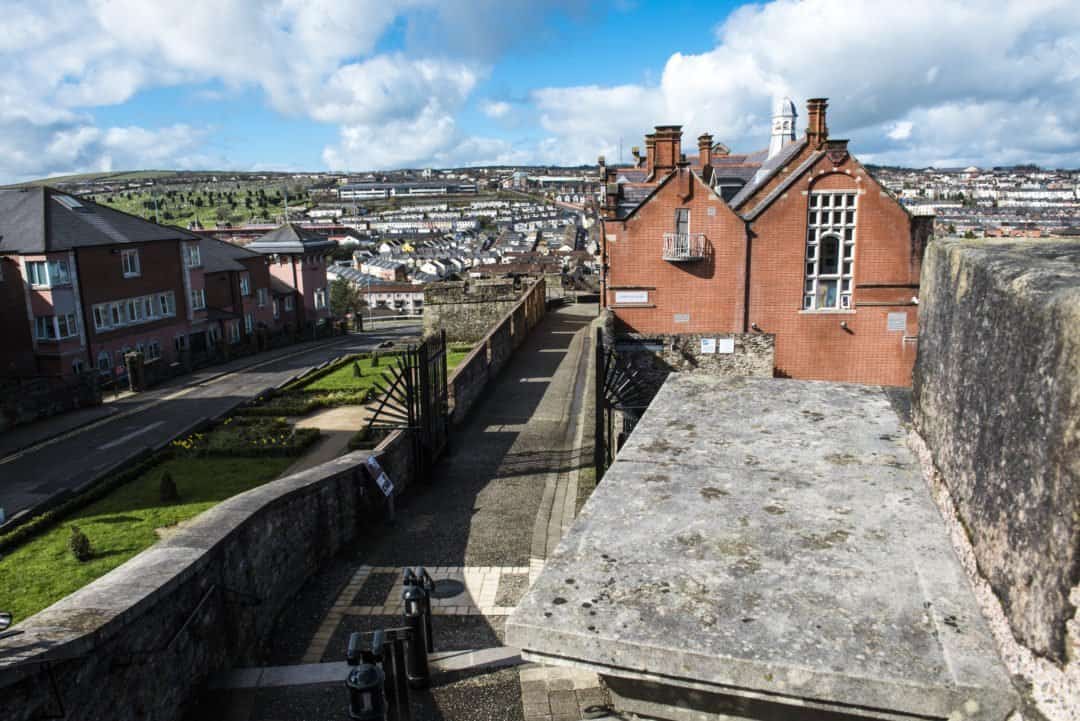 Northern Ireland Road Trip: From Belfast to Derry - Live Dream Discover